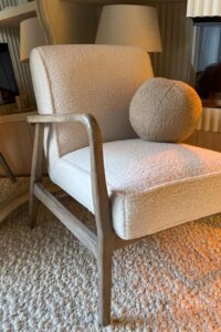 21 Irresistible Boucle Chair Ideas - The Great Hack Shack