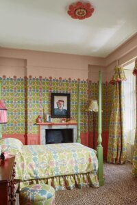 Irresistible Colorful Cottagecore Interior Ideas To Brighten Your Home ...